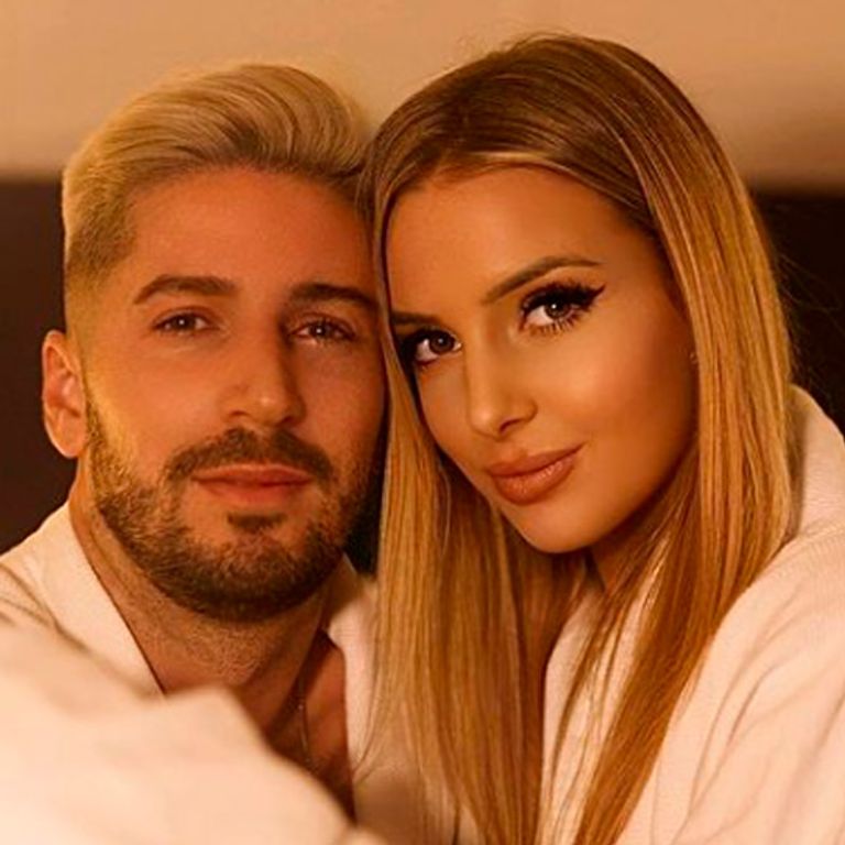 Juntos y revueltos by Patri y Lester - Mtmad