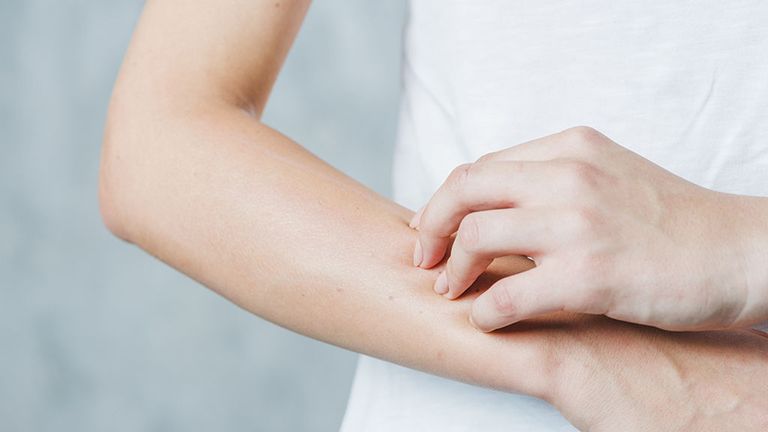 Consejos para cuidar la dermatitis de las manos - Divinity