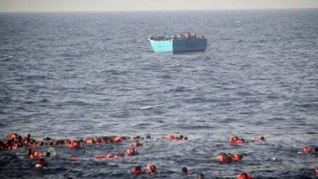 Mueren Ahogadas 20 Inmigrantes Al Ser Arrojados Al Mar Por Los