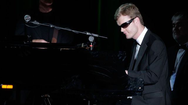 La historia de superación de Derek Paravicini llegará al cine