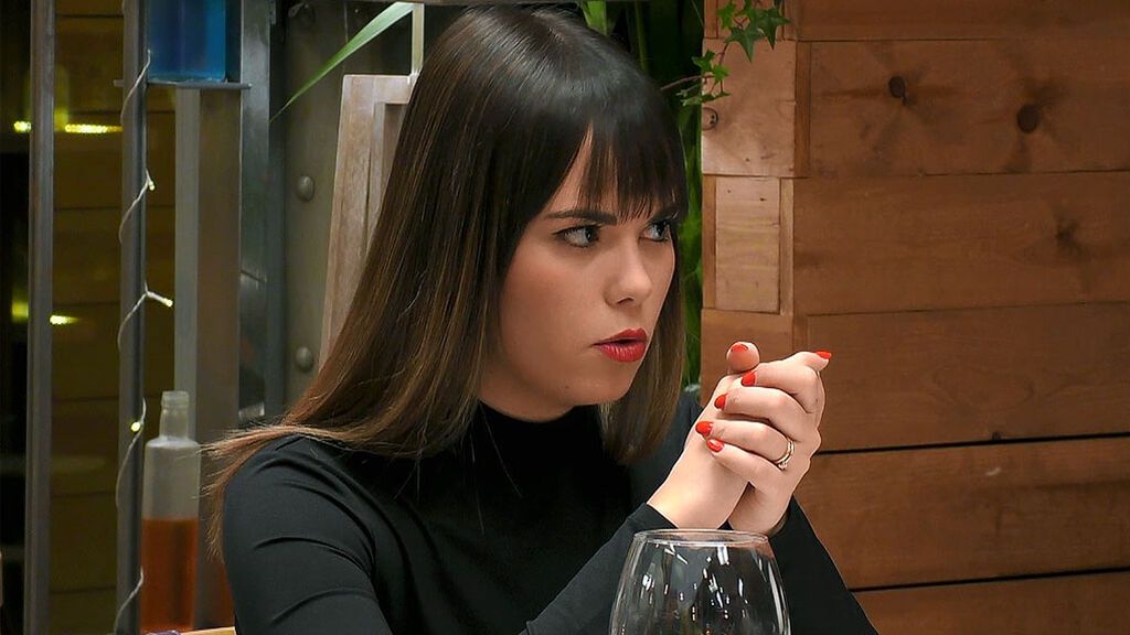 First Dates | La curiosa historia del flequillo de Andrea