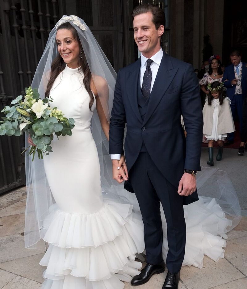 El carísimo look de Lourdes Montes para la boda de la nieta de Jesús ...