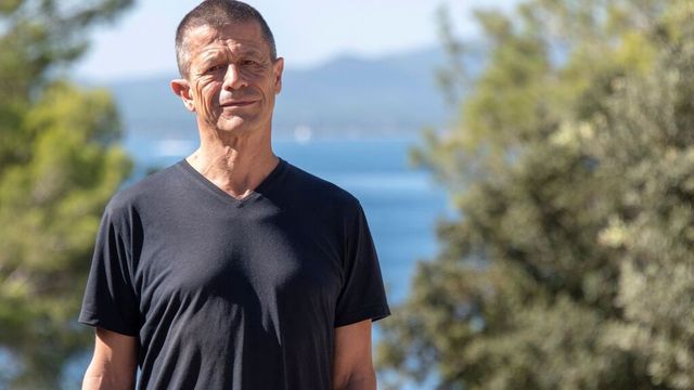 Los tres libros indispensables de Emmanuel Carrère - Uppers