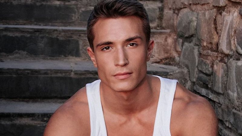 Así es el impresionante novio de Antonio Rossi 17 años menor que él ...