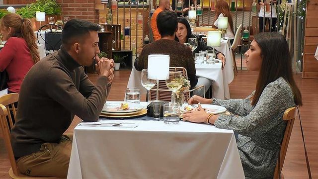 First Dates | Álvaro pasa la prueba de fuego de Sara