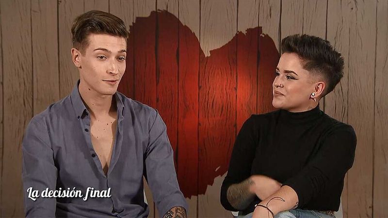 First Dates | Andrea respeta los tiempos de Alejandro y que no quiera ...