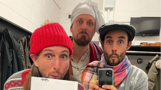 Muere Koady Chaisson, integrante de la banda 'The East Pointers'