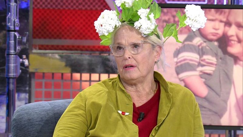 El día que la familia Bosé pilló a Luis Miguel Dominguín con su prima ...