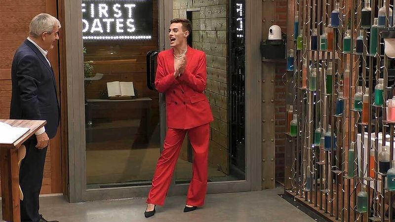 First Dates | David revoluciona ‘First Dates’: “Vengo de rojo que esta ...