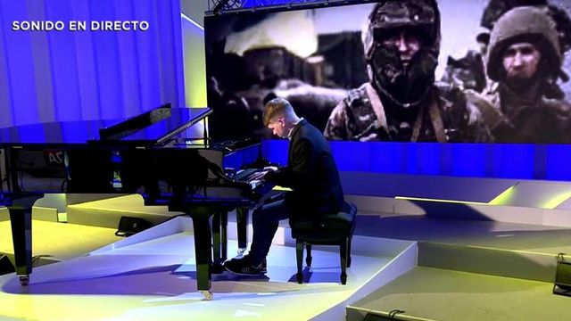 Risto para 'Todo es mentira' para escuchar el piano de Sergey Klimenko: "Estos momentos te dan ...