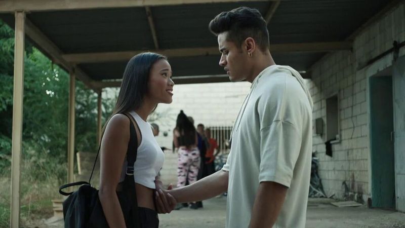 Irene le pide a Nelson que se quede con ella - Entrevías