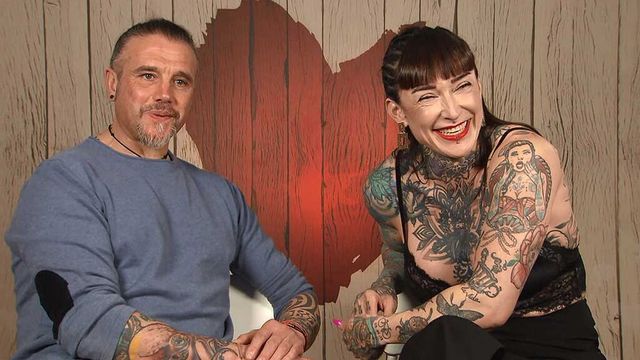 Vanessa busca a un hombre que la llene por todos los lados en 'First Dates'