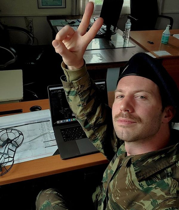 Mika, presentador de Eurovisión: así es su novio Andrea Dermanis - Divinity