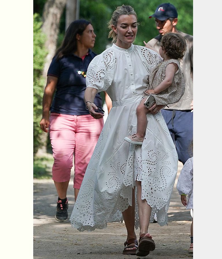 Vestidos de corte evasé: cómo son y a quiénes favorecen más - Divinity