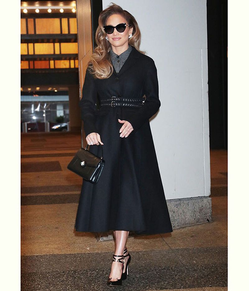 Vestidos de corte evasé: cómo son y a quiénes favorecen más - Divinity