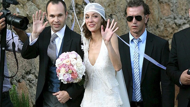 Iniesta y Anna, un 'sí, quiero' tuiteado