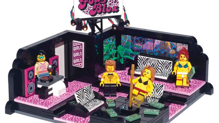 ¡Llega el Lego Strip Club!