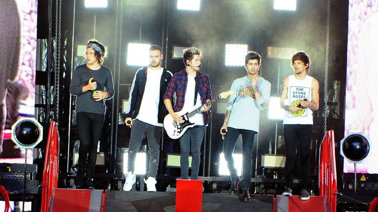 One Direction recala en Barcelona con la mayor parte de las entradas ...