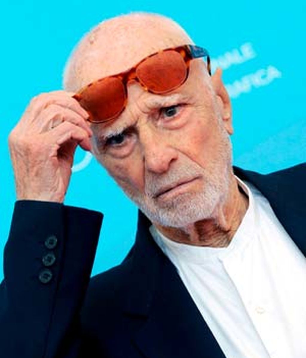 El cineasta italiano Mario Monicelli se suicida en Roma aquejado de un ...