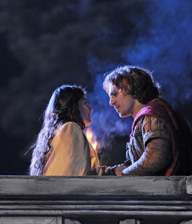 Martiño Rivas y Alessandra Mastronardi, protagonistas de 'Romeo y Julieta'