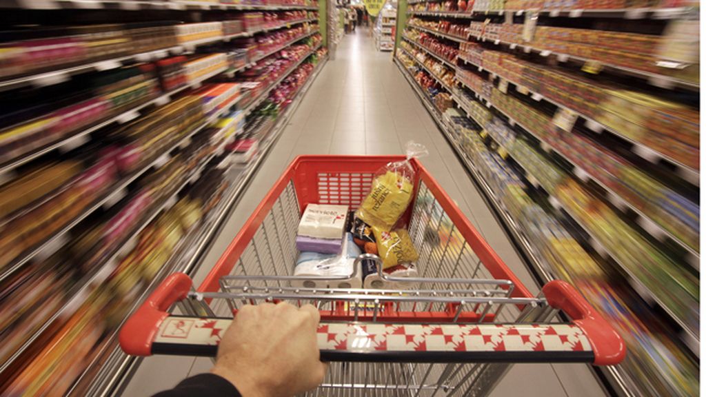 Robar comida en Italia no es delito... si se hace por necesidad, dice ...
