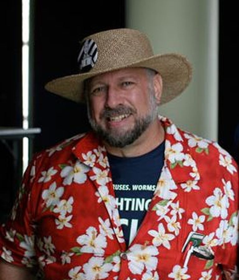 Fallece Michael Hart, creador del ebook