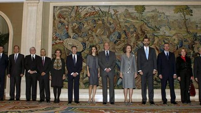 Los reyes reciben al Consejo de Patrimonio Nacional y a la grandeza de España