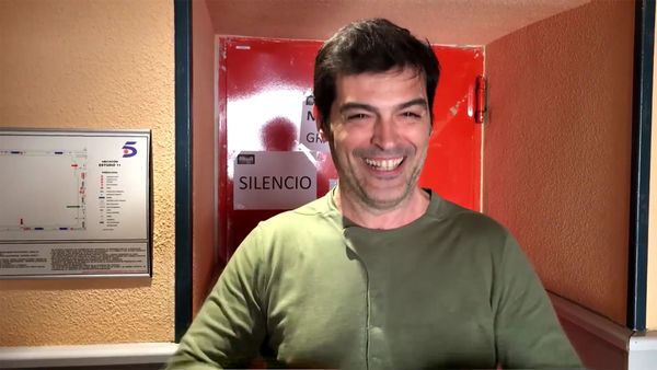 'Aquí te pillo, aquí te grabo' al presentador César Heinrich en '¿Me lo ...