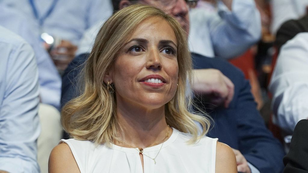 Psicóloga, familiar y muy tradicional: Isabel Torres, la mujer de Pablo ...