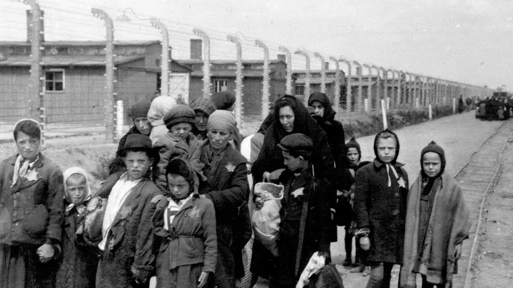 Auschwitz Las Imágenes Salvadas Del Holocausto Judío Nius