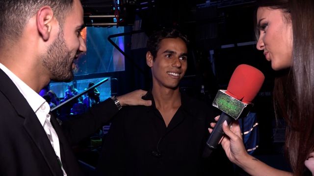 Alexia Rivas se cuela en una conversación privada con Anuar y Asraf Beno