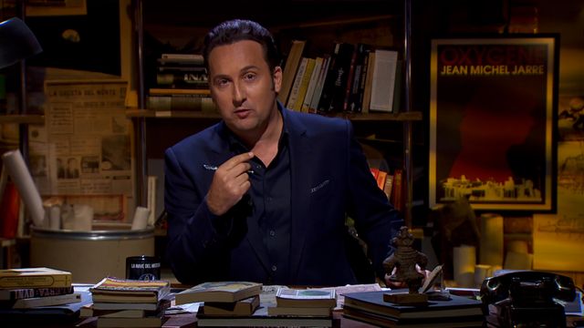 Iker Jiménez reacciona a los memes que hacen sobre él - Cuarto Milenio