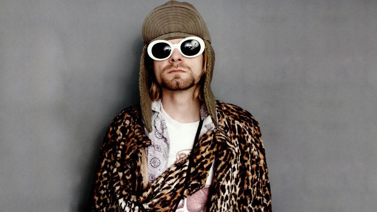 Estilo 'grunge': cómo es, características y outfits de inspiración ...