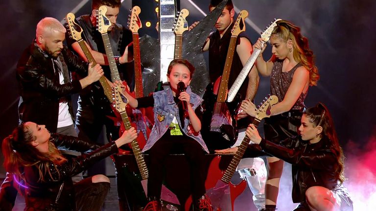 Jesús del Río se convierte en Freddie Mercury con su espectacular ...