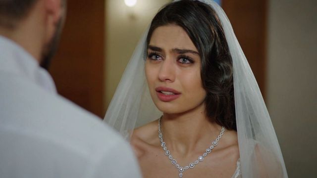 Avance: Nur se enfrenta a Yiğit al descubrir su mentira, en 'No te ...