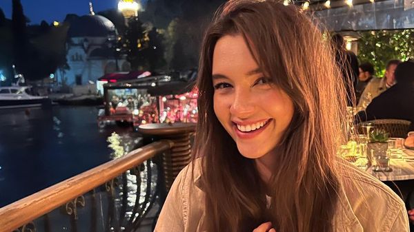 Leyla Lydia Tuğutlu, de 'En el corazón de la ciudad', muestra su tripa ...