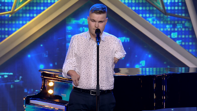 Pepe toca el piano adaptándolo a su discapacidad - Got Talent