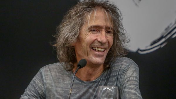 Robe Iniesta no quiere acordarse de 'Extremoduro': "El pasado es el ...