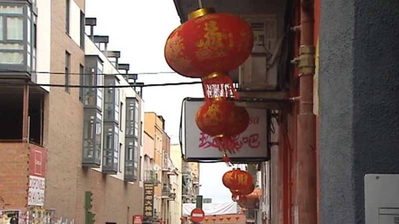Usera, el 'Chinatown' oficial de Madrid: parada obligatoria para el turismo