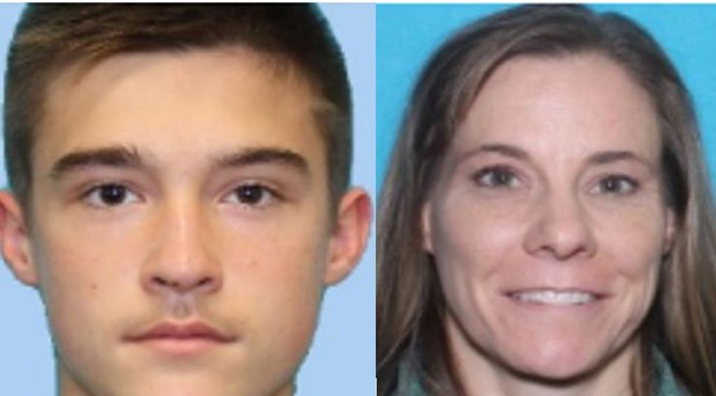 Huye de la Policía con el cadáver de su madre en el coche