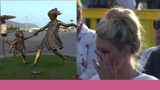 La madre de Anna y Olivia, rota al ver la escultura de sus hijas ...