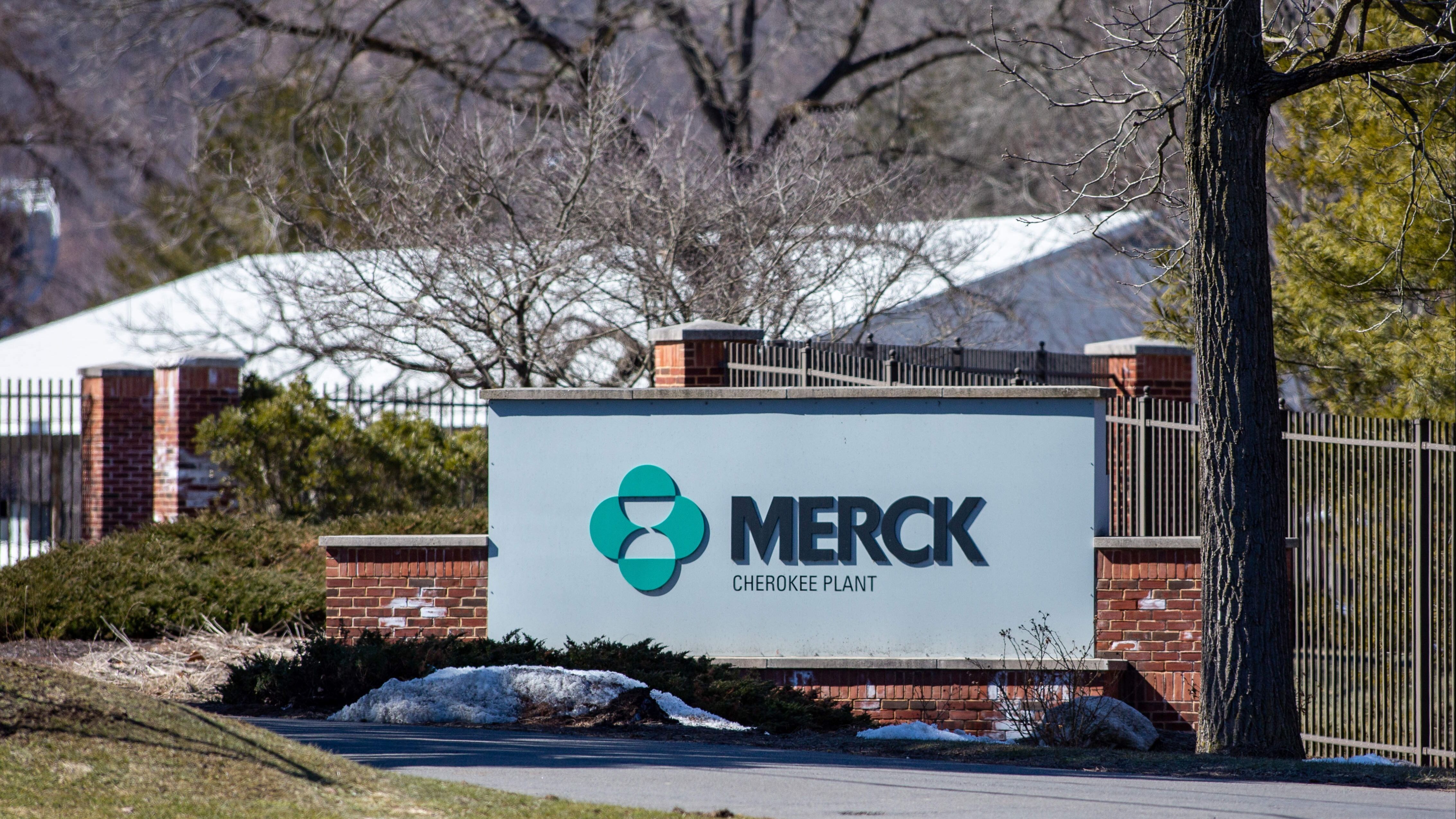 La farmacéutica alemana Merck irá a juicio por no informar de los ...