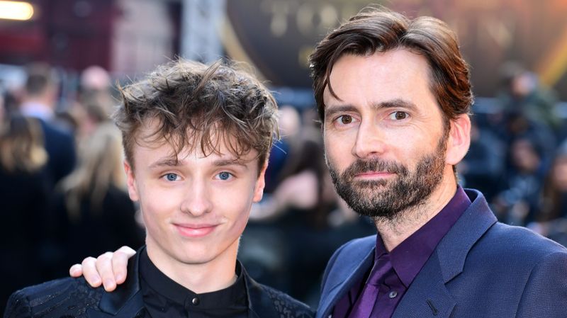 David Tennant y la broma a su hijo Ty en público tras su éxito en La ...