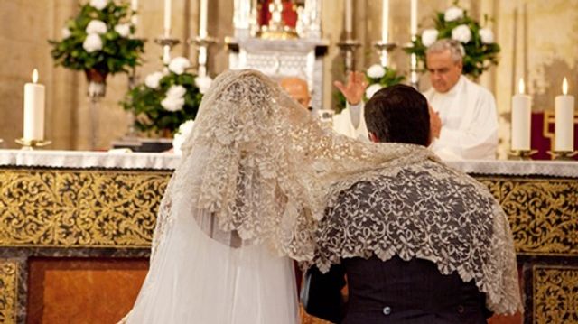 Rito de la velación nupcial: qué es y cuándo se hace - Divinity