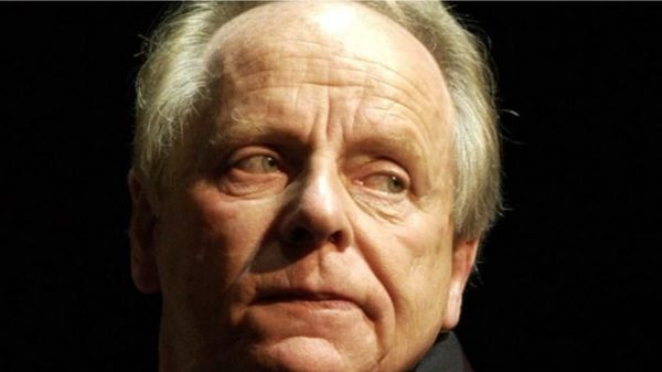 Muere el actor John Bird a los 86 años de edad