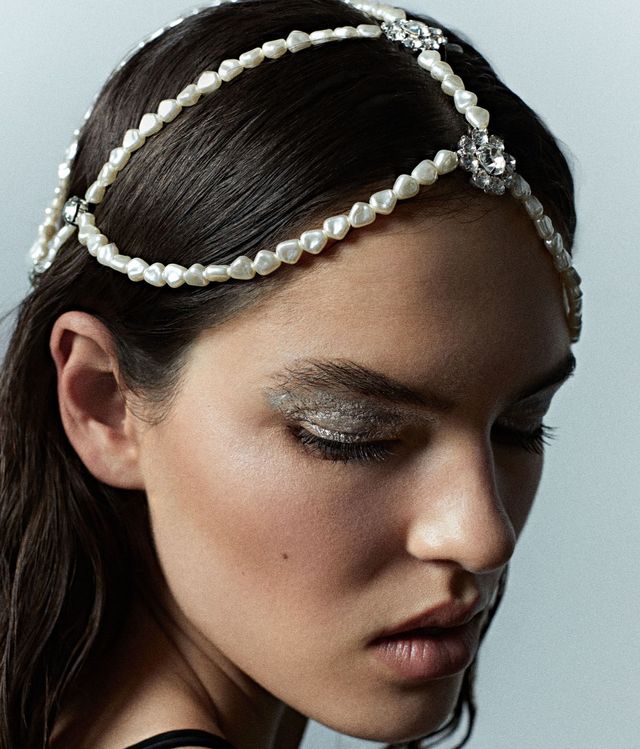 Cómo colocar un tocado en pelo corto para ir a una boda - Divinity