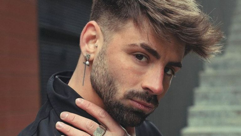 Isaac Torres se somete a un cambio de look radical para terminar el año ...