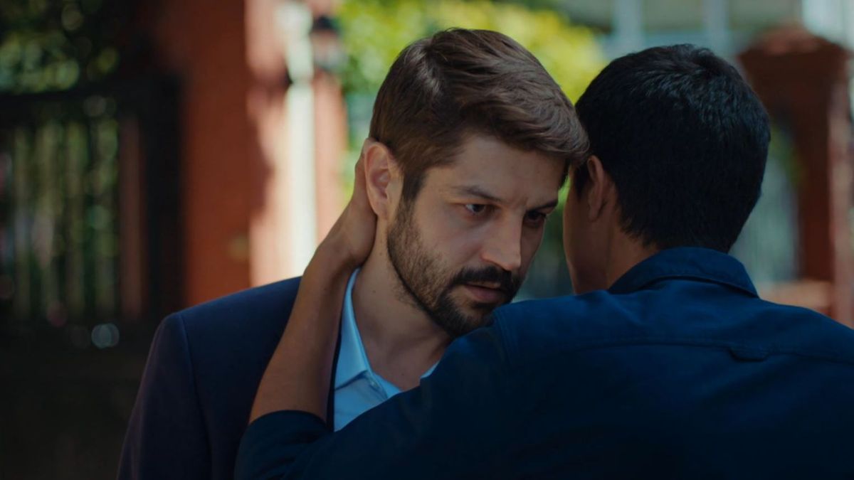 Hasan le cuenta a Ali Kemal la verdad sobre Efe, en 'Él es mi hijo' - Divinity