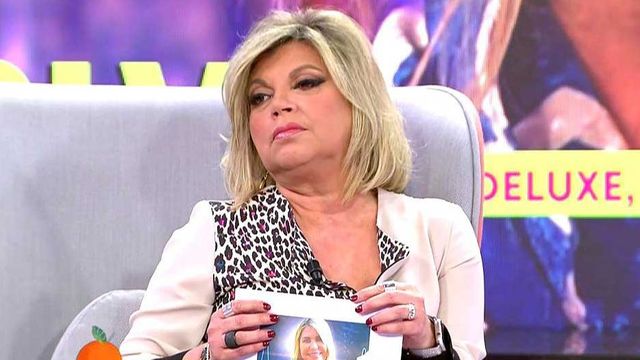 Terelu Campos sufre un lapsus en Sálvame: "Tengo esta cara de colgada ...