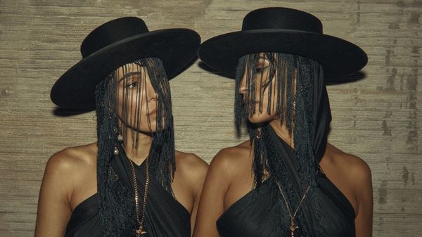 Quiénes son Belah y Pitty Bernad, de Mestiza: el grupo que mezcla la ...